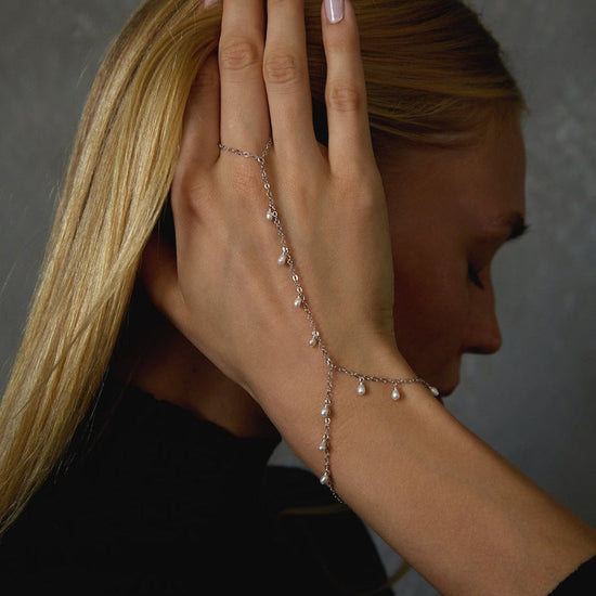 Gold Hand Chains - NAiiA